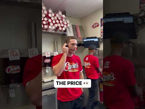 After winning the national title, Stetson Bennett is at Raising Cane’s as part of an NIL deal 🍗