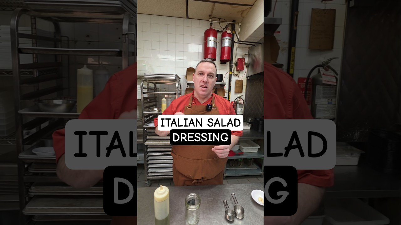 How to Make Homemade Italian Salad Dressing 🥬