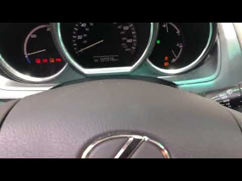 2006 Lexus RX400h AFS Light Is Showing Off