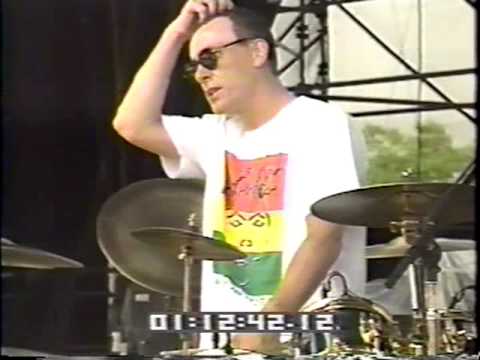 Neil Peart: The Fundamental Relationship of Music and Listener (1984 ...