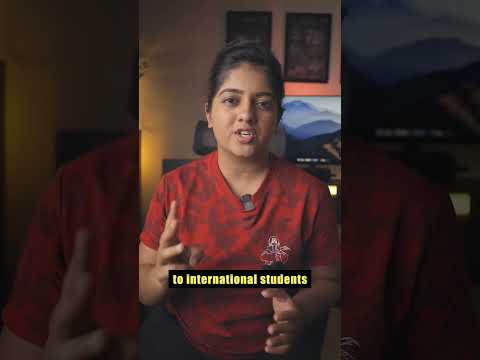 5 Universities in Canada Easy to get in & offer Scholarships to International Students! đ¨đŚ #shorts