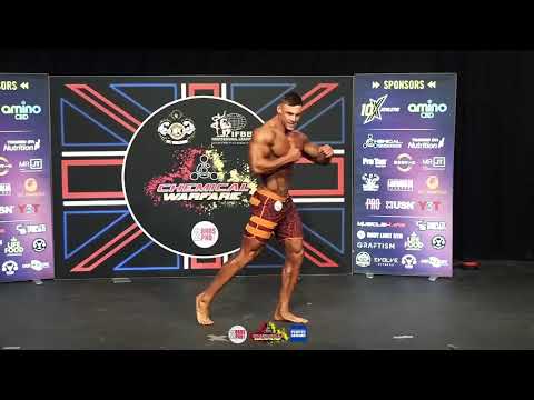 Men’s Physique Posing Routine From the Men’s 2020 2bros British Finals