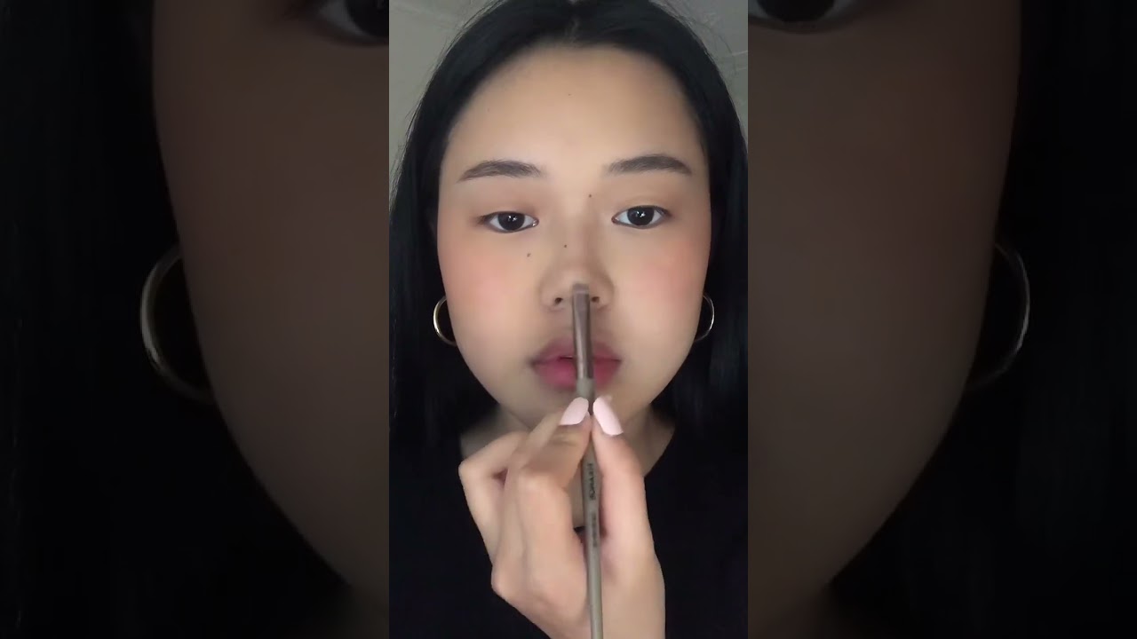 I tried abg makeup🫣 #makeup #abg #makeuptutorial #youtubeshorts #asianbaddie #abgmakeup #trending