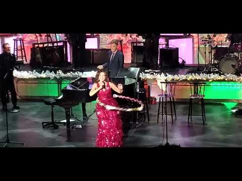 AMY GRANT & Michael W. Smith - Christmas Medley