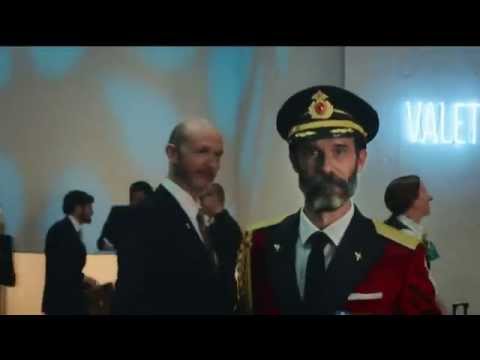 Holiday Commercial - Hotels.com - Captain Obvious Tips - The Obvious Choice