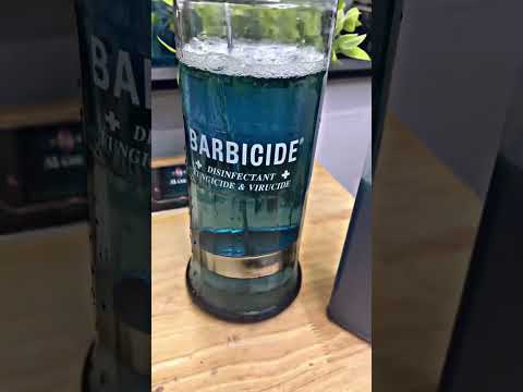 HOW OFTEN DO YOU CHANGE THE BARBICIDE?!💈 #barbering #barberlife #barber #barbershop #clean #asmr