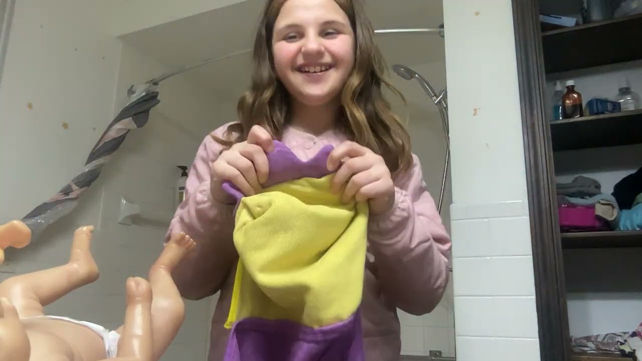 Bath time with Natalie🛁