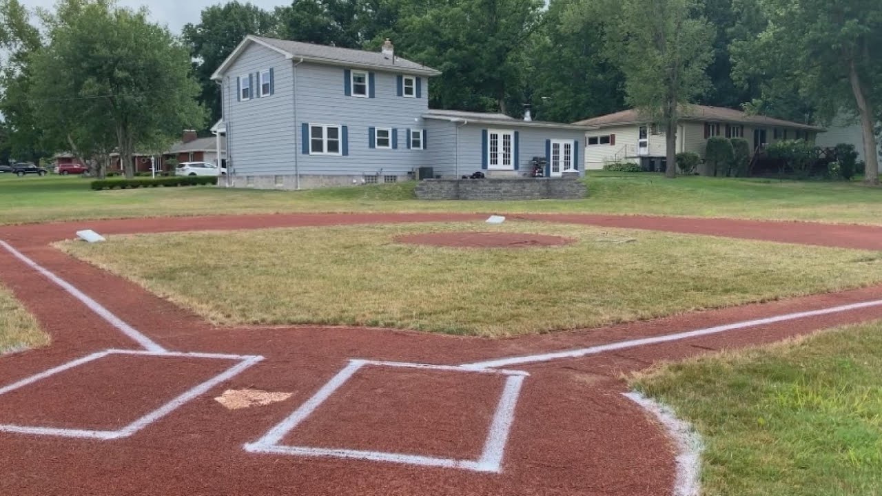 Field of dreams: Dad builds backyard baseball diamond