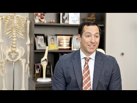 Meet Orthopedic Surgeon Dr. Edward Silverman