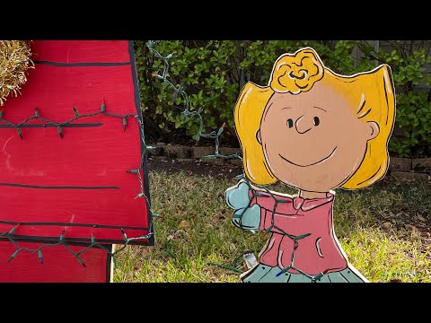 Sally Brown | Peanuts Character | Christmas Yard Art | Picketsbyfaith