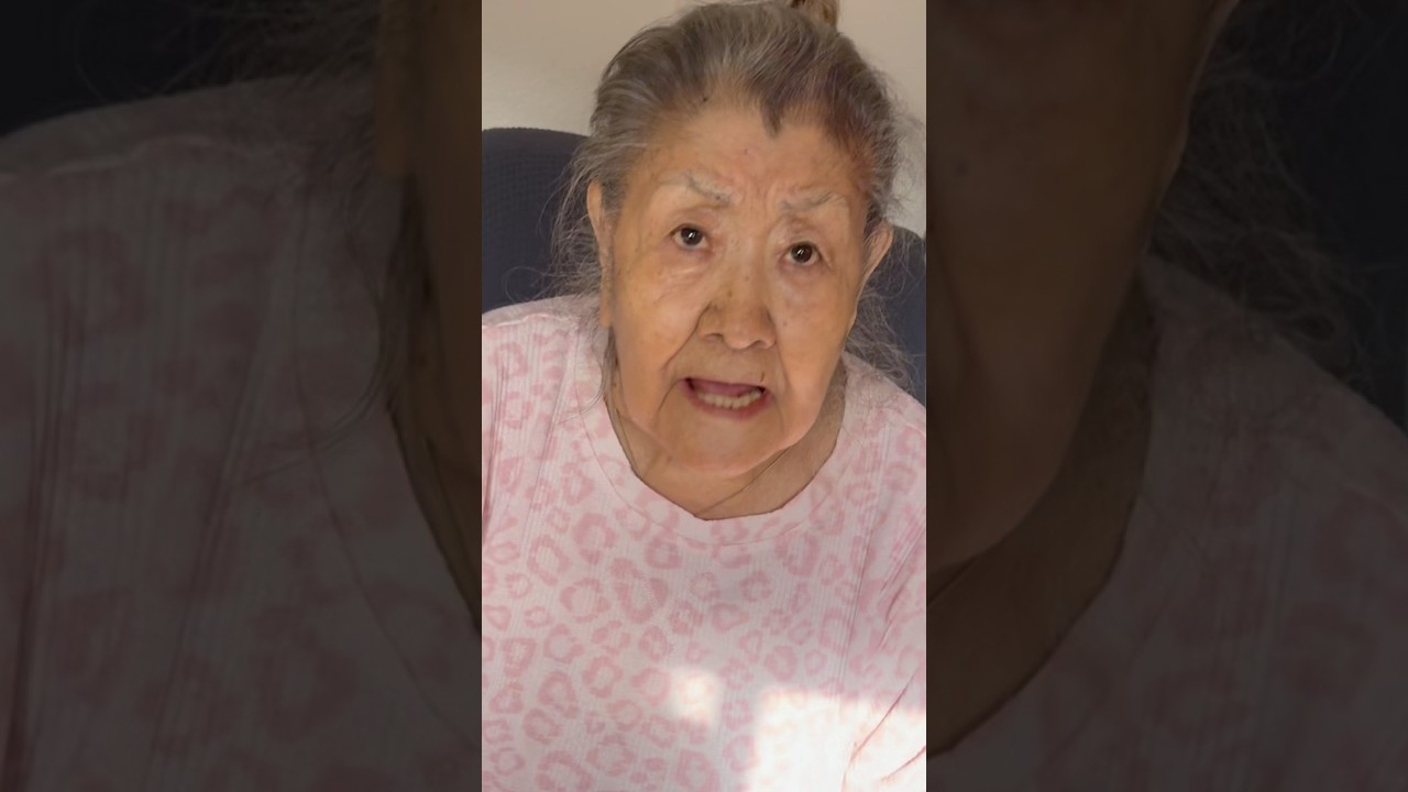 Spoiler: sale mal #comedia #humor #broma #abuela #nieta