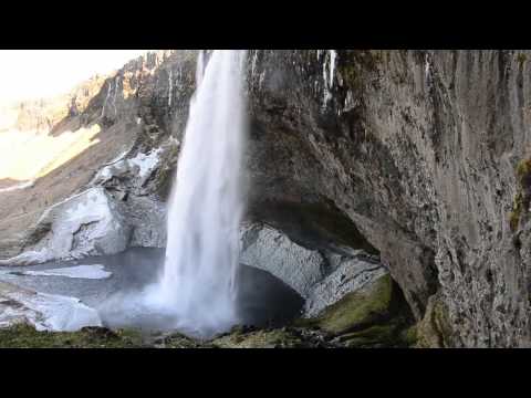 Blue car rental- Iceland winter 2014