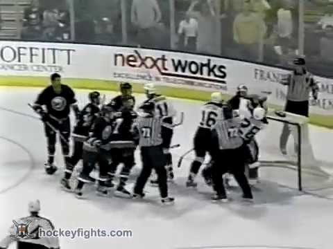 Garth Snow vs. Sheldon Keefe, November 21, 2002 - New York Islanders vs ...