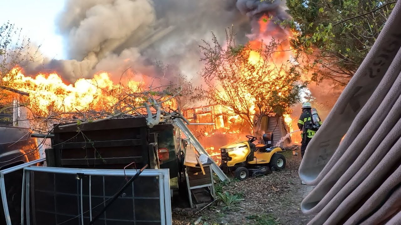 Working House Fire Nozzle POV (Hebron, MD)