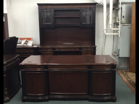 Beautiful Three Piece Executive Desk, Credenza, Hutch Set