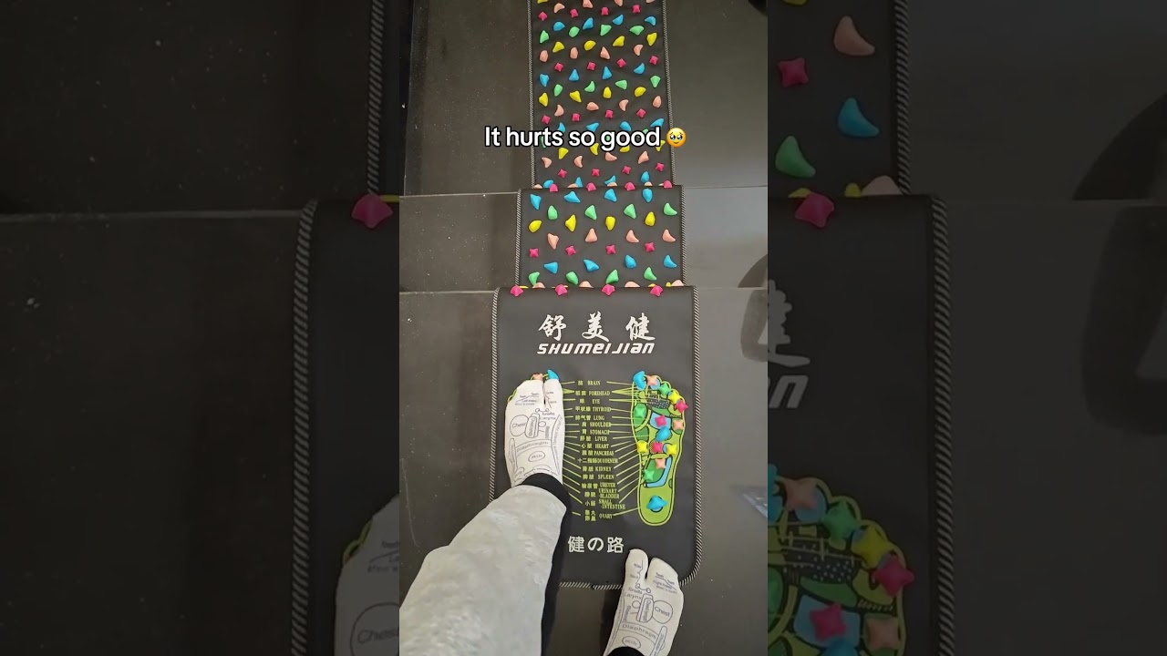 I Still Don’t Know Why This Acupressure Foot Mat Feels So Good 😮‍💨