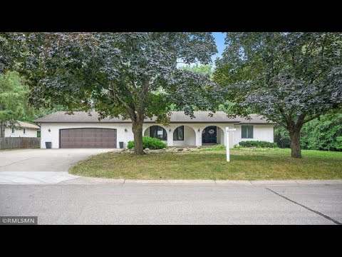 309 78th Avenue N, Brooklyn Park, MN Presented by Greener Home Team.