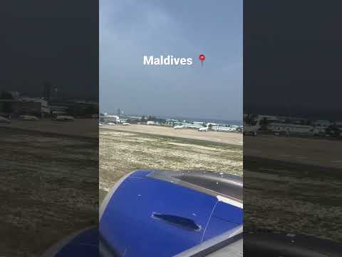 Landing in male airport 🏝️❤️. #maldives #shorts