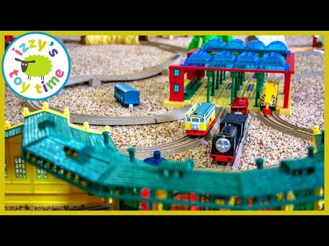 TRACKMASTER TOMY ULTRA MEGA RIDICULOUS TRACK. Fun Toy Trains with THOMAS AND FRIENDS