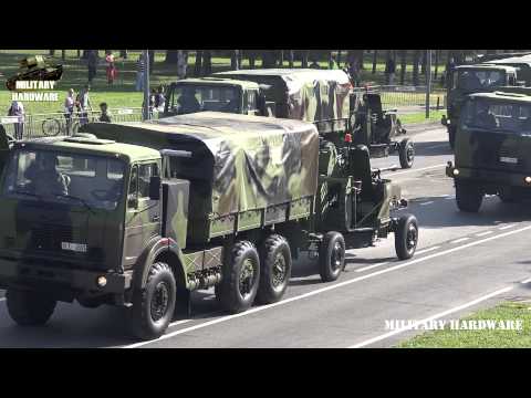 Best video shoot of armored amy units driving