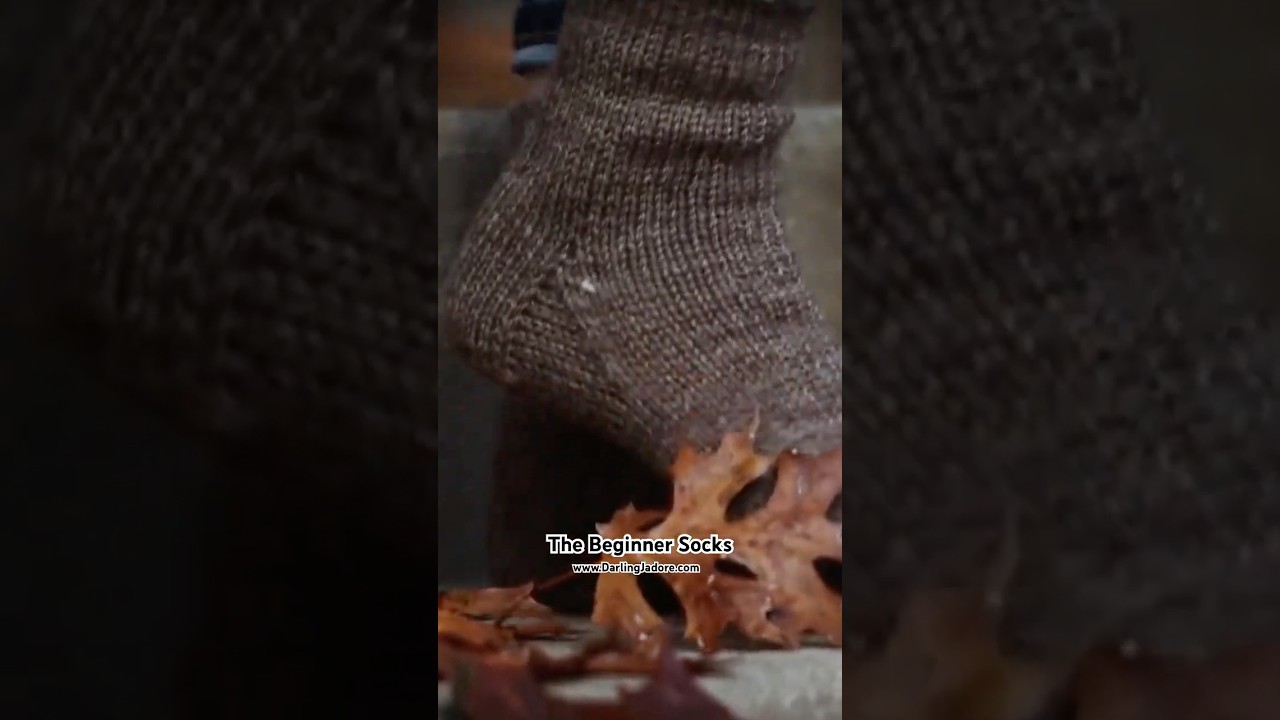 The Beginner Socks knitting pattern • Darling Jadore • #knittingpatterns #knitsocks