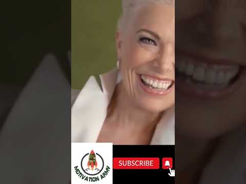 Hannah Waddingham: passionate actress, excels in diverse roles. #eurovision #hannahwaddingham