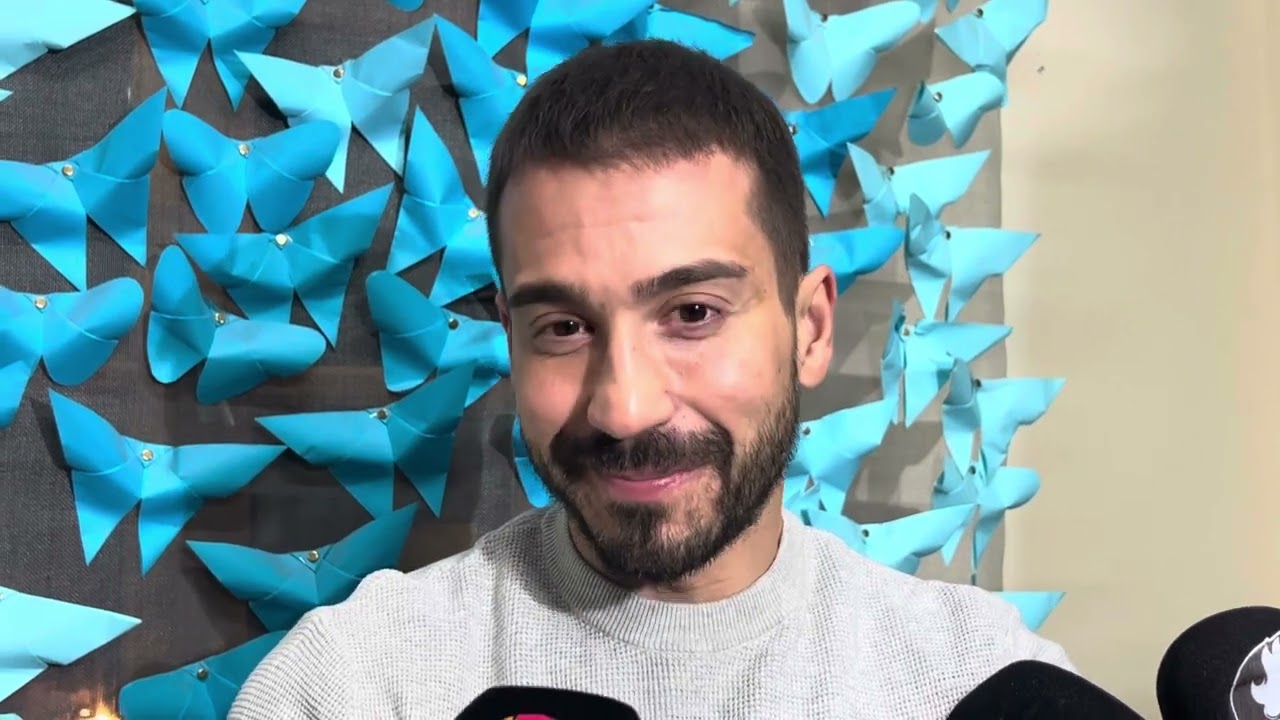 Ο Γιάννης Αθανασόπουλος σύστησε στο λαρισινό κοινό το βιβλίο του, «Να ...