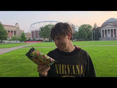 OJWONDERBREAD SNACK REVIEW - Lays (Bar B Q Plaza) from Thailand