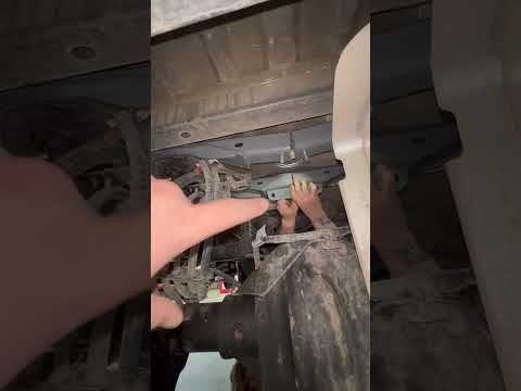 Ford F350 B&W gooseneck trailer hitch #f350 #fordsuperduty