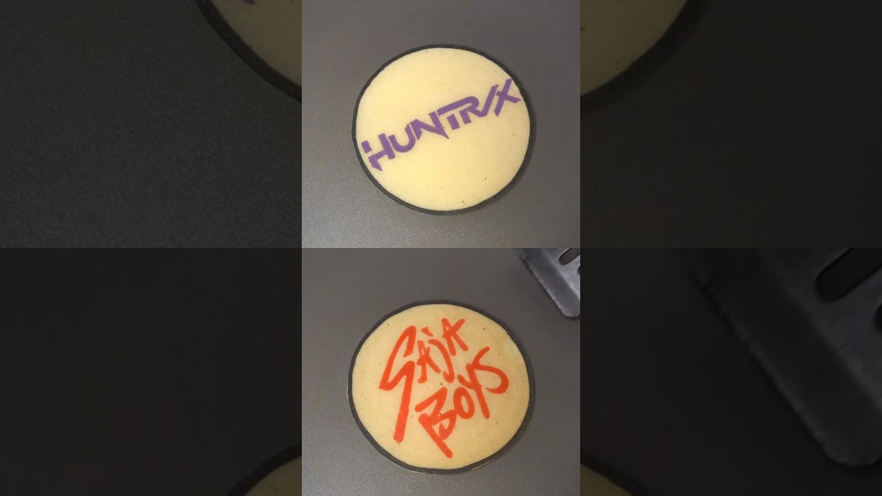 KPop Demon Hunters Logo Pancake Art - HUNTR/X, SAjA Boys (Golden ver.)