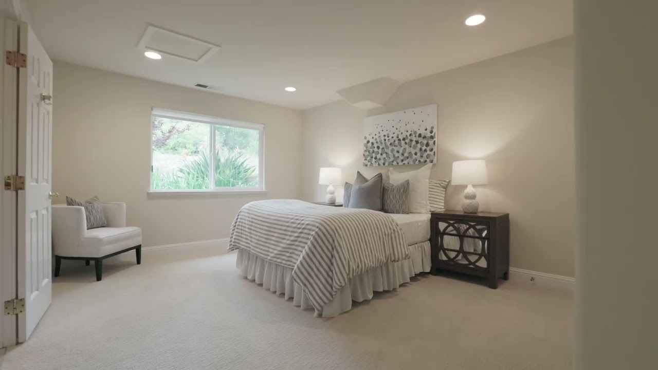 140 Ridgeway Rd, Woodside, CA 94062 - Presented by Caroline Dinsmore