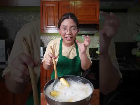 The Filipino way to eat BANANAS ????