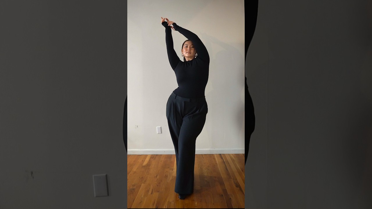 Model poses for all sizes. #modeling