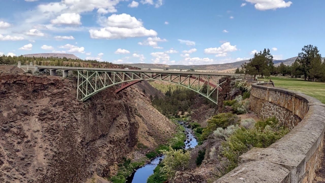 Crooked River Gorge at P. S. Ogden Scenic Viewpoint