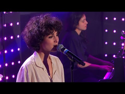 Barbara Pravi - Voilà (Live) - Le Grand Studio RTL