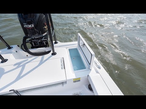 Sportsman Tournament 214 Bay Boat - 20-Gallon Port Rear Livewell