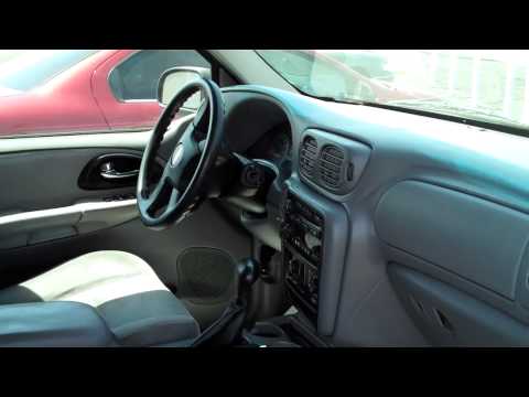 2005 Chevy Trailblazer - black - must see! We Finance
