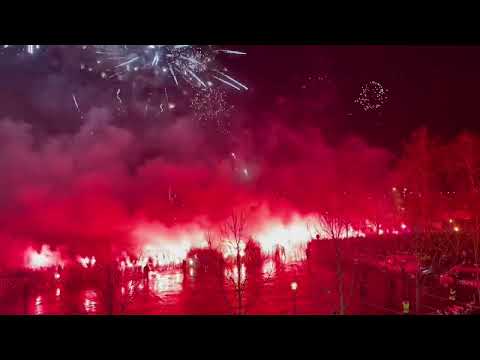 L'ambiance de feu aux abords du Roazhon Park avant Rennes-Chakhtior Donetsk