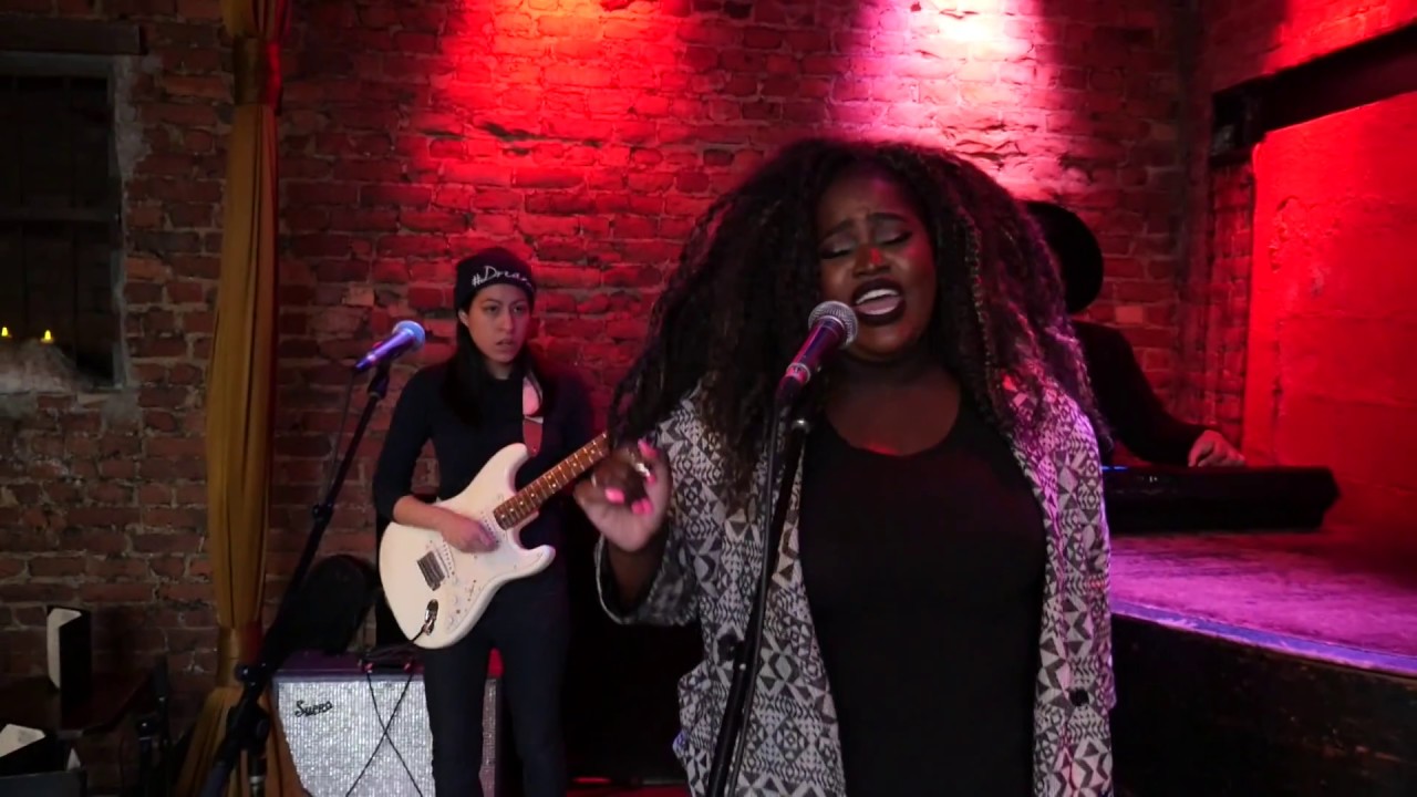 Hire Danielle Martin - R&B Vocalist in Hackensack, New Jersey