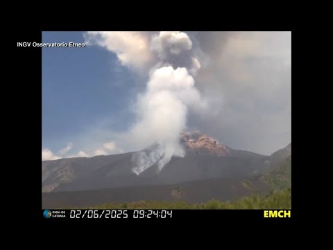 Video shows Sicily's Mount Etna erupt in fiery show of smoke