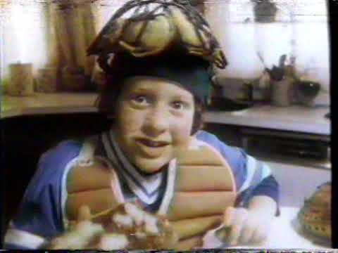 1980 Ragu Pizza Quick Sauce "Open a Jar" TV Commercial