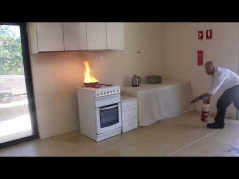 How to use a Fire Extinguisher Australia