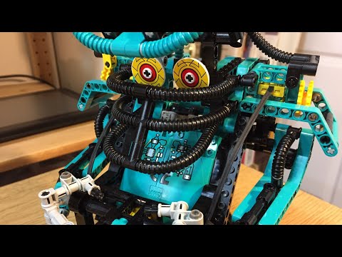 Vintage LEGO Technic 8482 Cybermaster Review Part 1