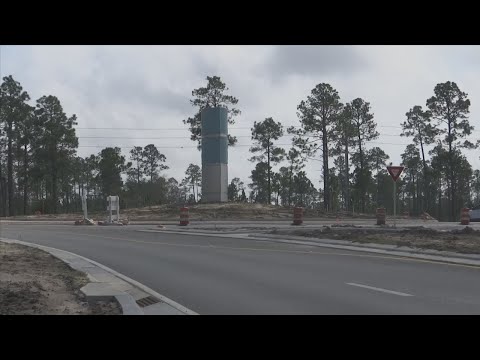 Airport roundabout opens to traffic moving east