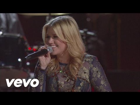 Kelly Clarkson - Don't Rush (CMA Awards Performance 2012)