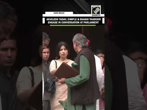 SP Chief Akhilesh Yadav, Dimple Yadav & Congress’ Shashi Tharoor engage in candid conversation