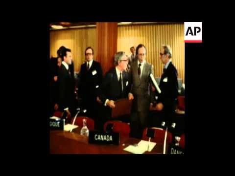 SYND 1 2 78 OECD MEETING IN PARIS TO DISCUSS NUCLEAR CO-OPERATIO