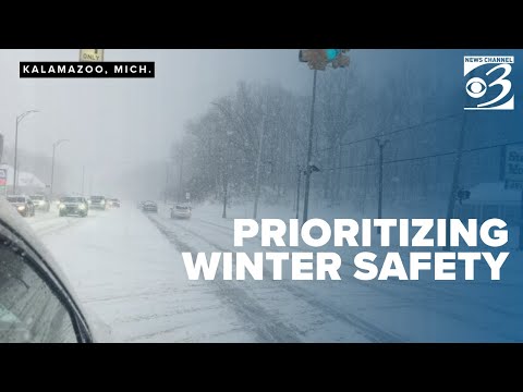 Kalamazoo advises caution as snowplows work during winter weather
