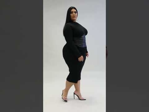 Wow π₯ Plus size Fashion Mode π curvy women fashion dresses. little miss dress looking pretty dress π