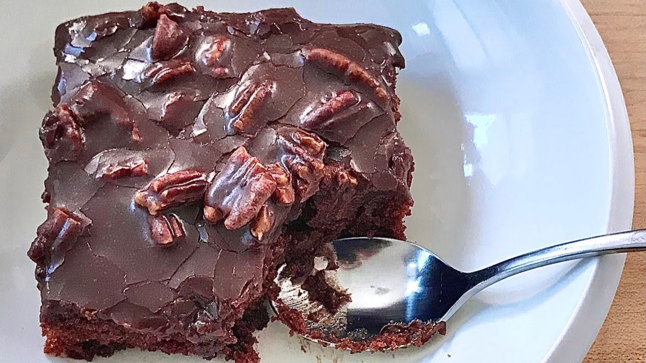 How to Make a Texas Sheet Cake With a Spicy Twist
